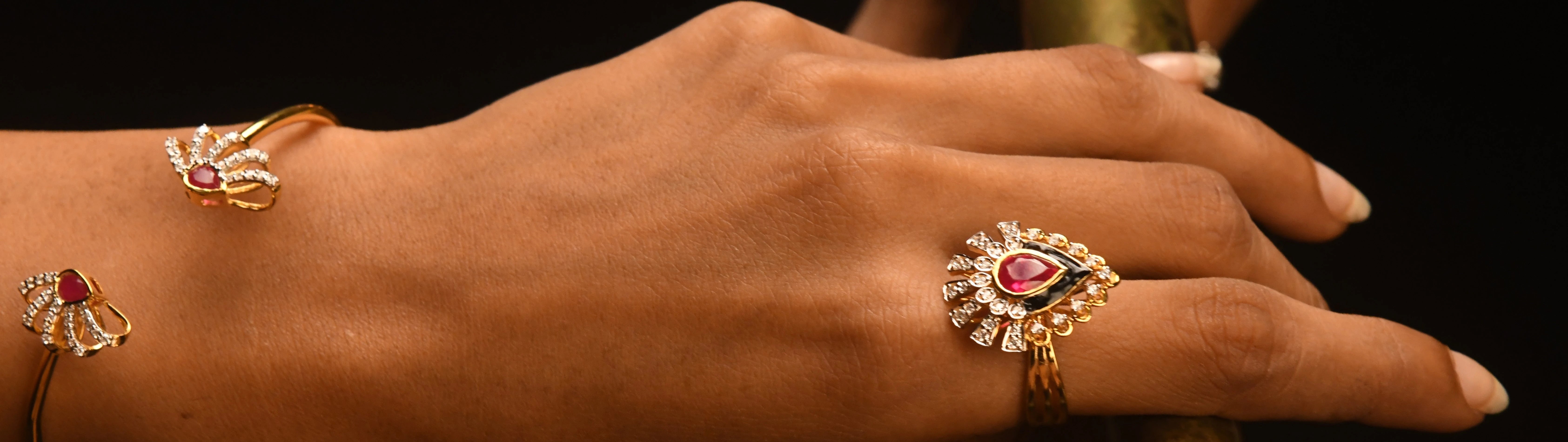 Victorian Jewellery Collection | Antique Pieces to Buy Online